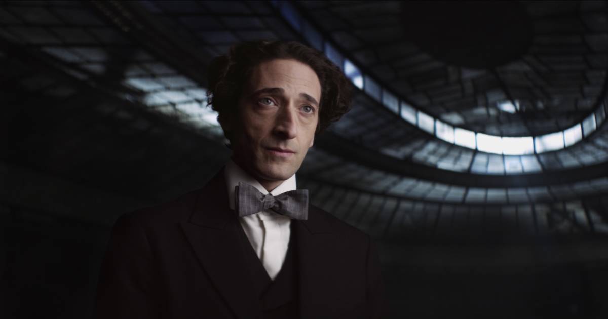 TV Promo for Houdini Mini Series - Shot at Unique Budapest Powerplant