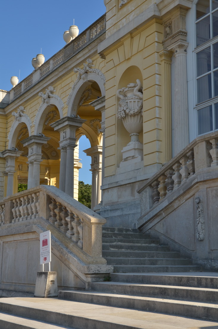 Austrian Palace Gardens and Exteriors for Film & Photoshoots