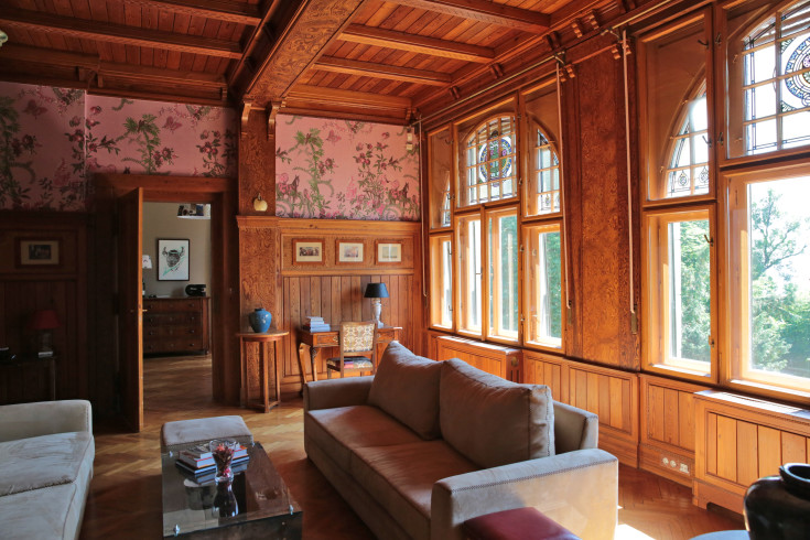 Budapest Apartment Interiors for Film & Photo Shoots
