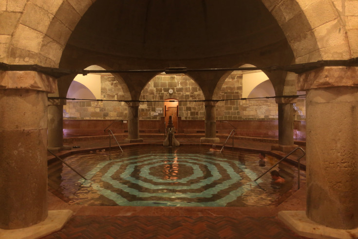 Iconic Public Baths for Film & Photo Shoots in Budapest