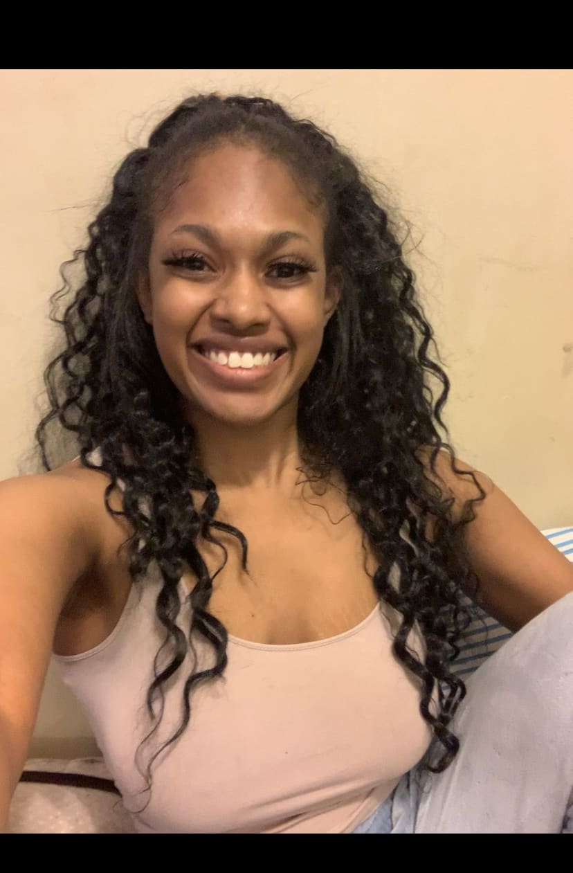 Renee Miller Professional Profile Photos And Videos On Project Casting