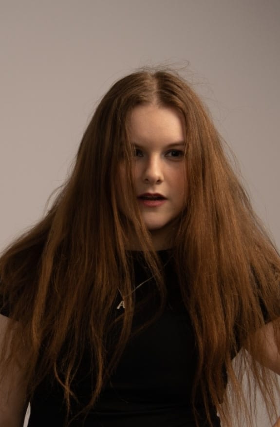 Alina Hall Professional Profile Photos And Videos On Project Casting