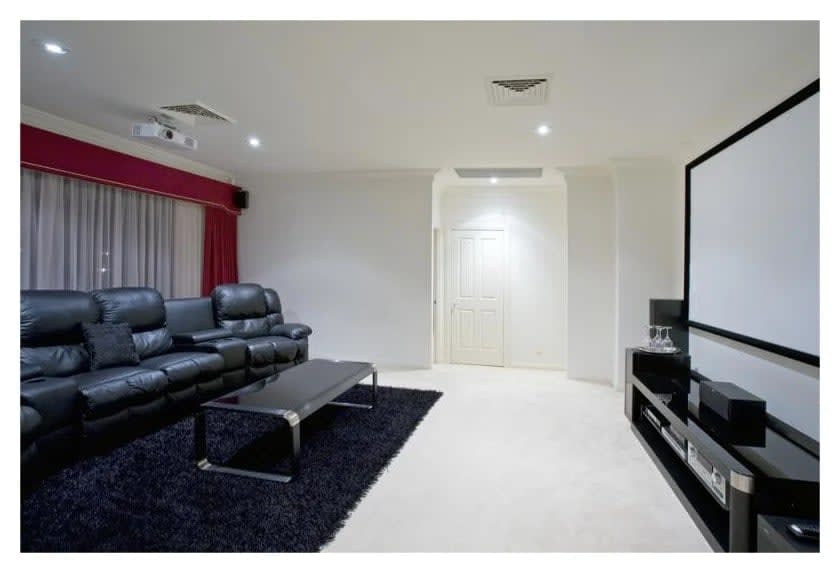 Pull Down Or Portable? Choosing The Right Home Cinema Screen ...