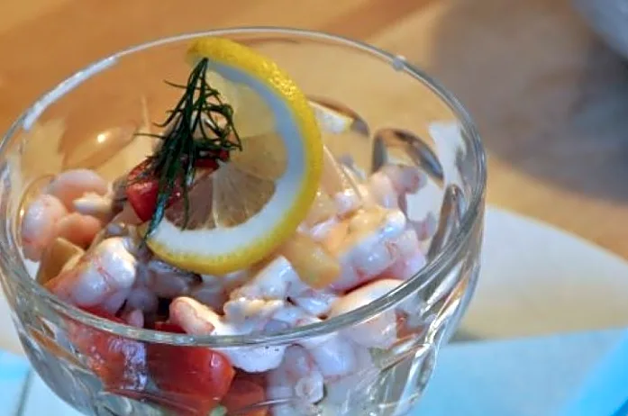 Rejecocktail - Opskrift på Rejecocktail - Maduniverset.dk