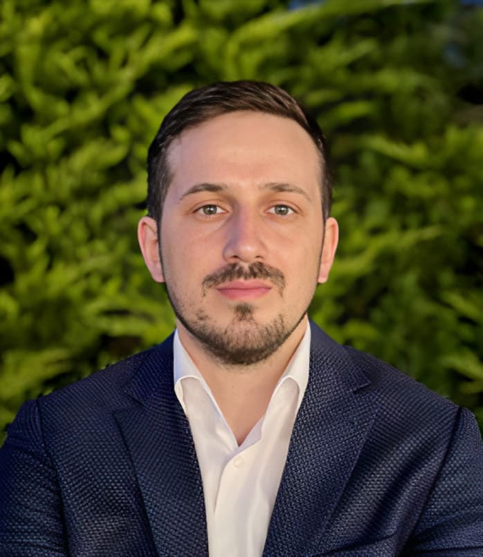 Ugur - Machine Learning Engineer