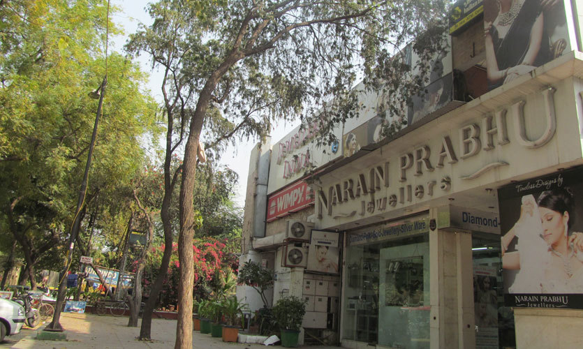 Talking About HKV's Kissing Cousin - The Equally Happening Aurobindo ...