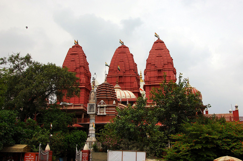 Located Bang Opposite The Red Fort, Here's All About Shri Digambar Jain ...