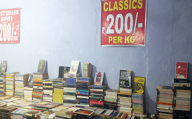 These Shops In Daryaganj Are Selling Books By The Kilo: Here’s ...
