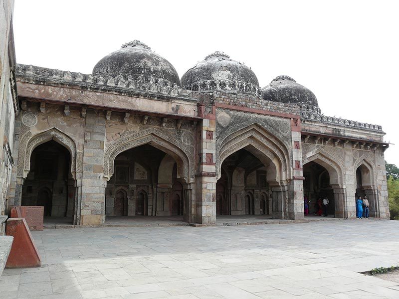 Have You Taken A Look-See At The Bada Gumbad & Masjid In Lodhi Gardens?!
