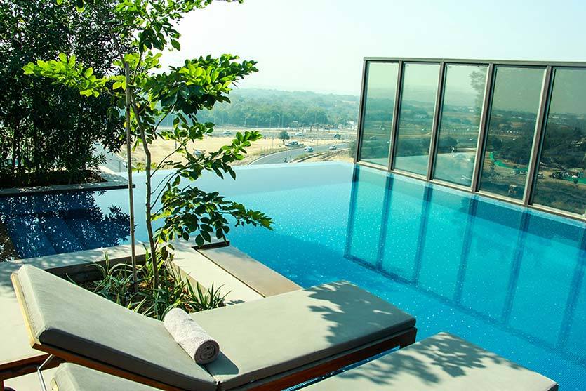 6 Gorgeous Staycation Options In & Around Delhi To Explore With Your ...