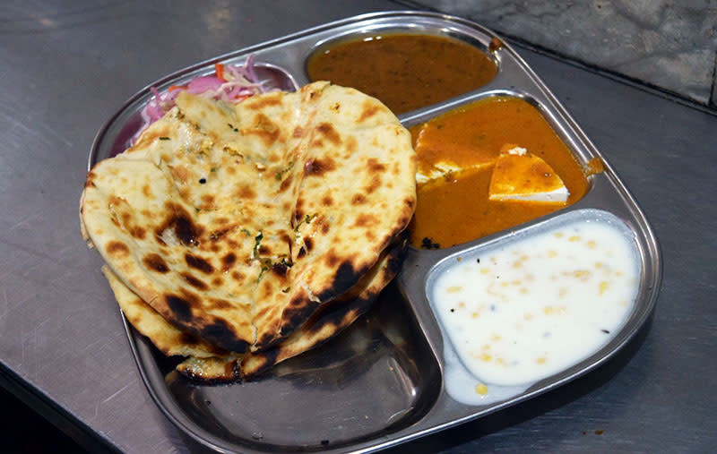 7 Best Places That Do Utterly Delish & Crispy Chur Chur Naan For Your ...