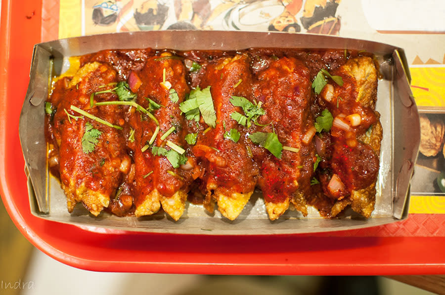 6 Crazy Awesome Momos Joints Serving Afghani Momos To Butter Chicken ...