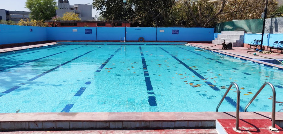 10 Pay & Play Swimming Pools To Splash Into To Beat Delhi’s Searing ...