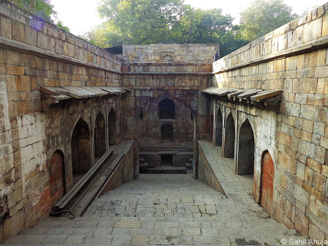 9 Historic Baolis Dotting Delhi's Landscape That'll Remind You Of The ...