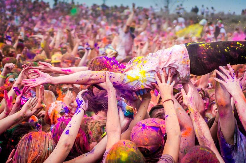 9 Crazy Holi Parties Ft. Sidhu Moose Wala, Jasmine Sandlas & More ...