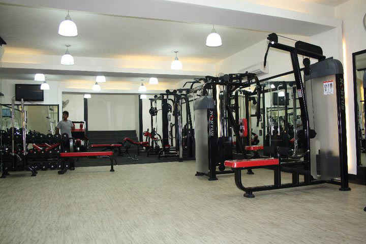 6 Kickass Gyms In Delhi Where You Can Sweat It Out in Style & Get That ...