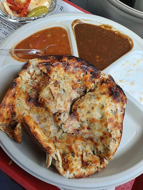 8 Best Street Food Joints In Gurgaon - A List | So Delhi
