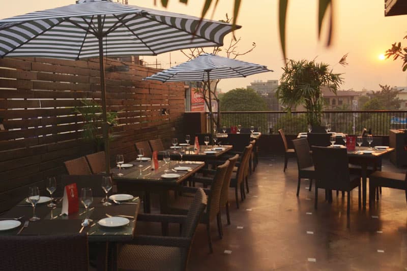 10 Most Romantic Restaurants In Noida For A Date | So Delhi