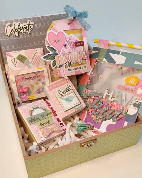 8 Insta Stores For Customised Gifts Under Rs 1,000 | So Delhi