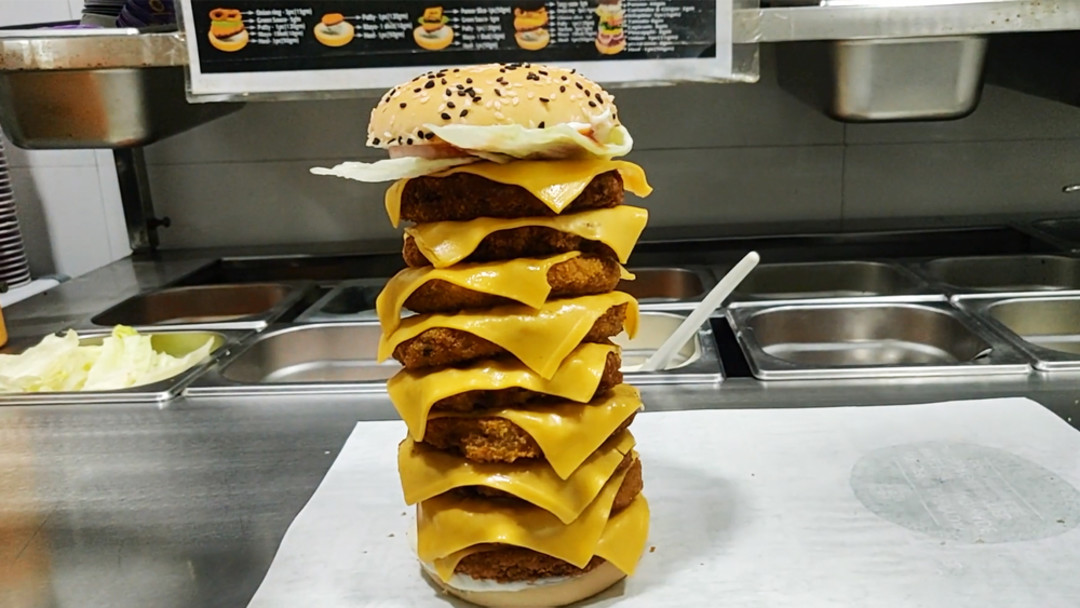 Build Your Own Burger At The Burger Club, Noida | So Delhi