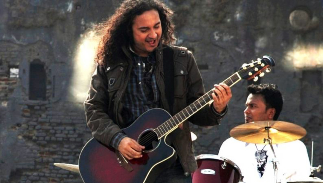 Catch Anurag Dixit Live @ Office Office, CP! | So Delhi