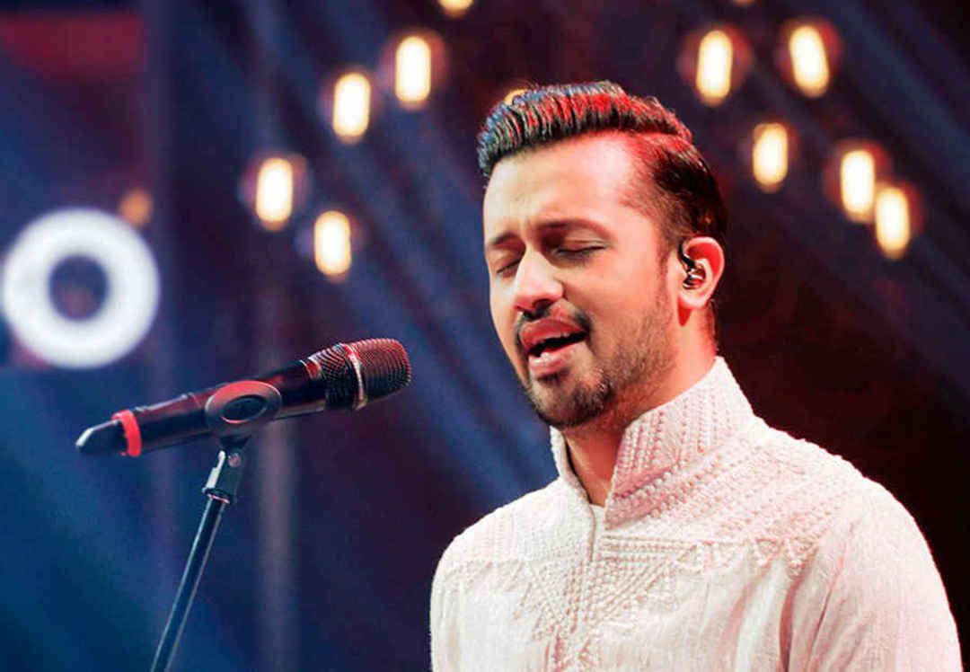 Atif Aslam's Performing at Rhythm 2016! | So Delhi