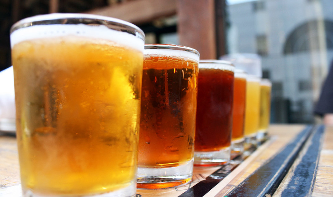 BandStand In Delhi For Draught German Beer At Rs 10 | So Delhi