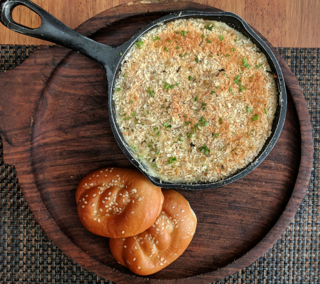 Check Out Hamoni Cafe For Yummy Parsi & European Cuisine! | So Delhi