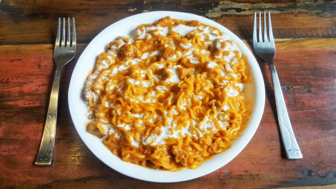 Food Review Of Food Overloaded, Paschim Vihar | So Delhi