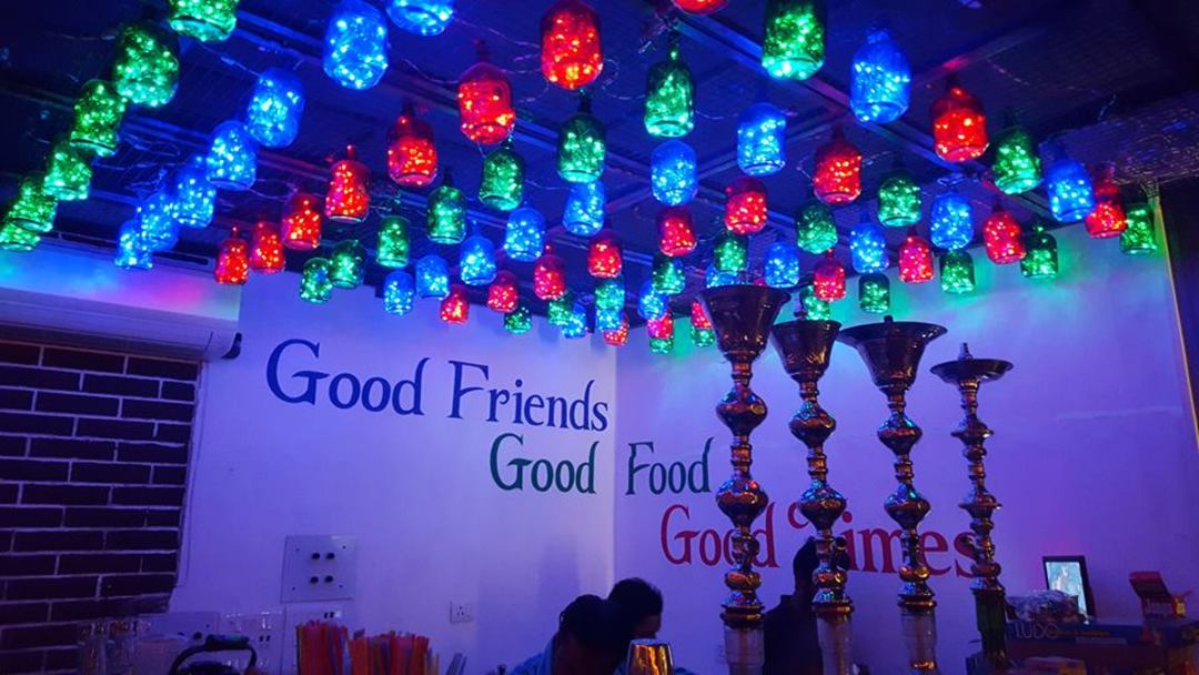 Cafe Tafri in Amar Colony | So Delhi