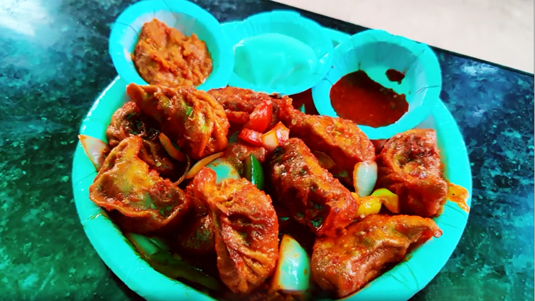 Chanda Food In Noida For Chilli Momos | So Delhi