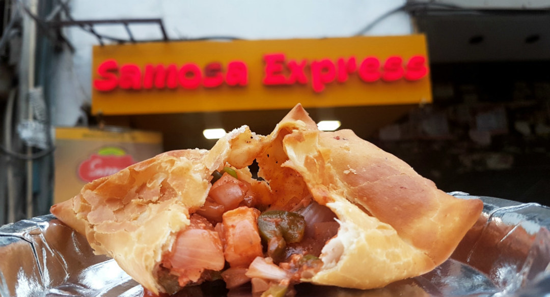 6 Best Samosas To Try At Samosa Express In Delhi | So Delhi