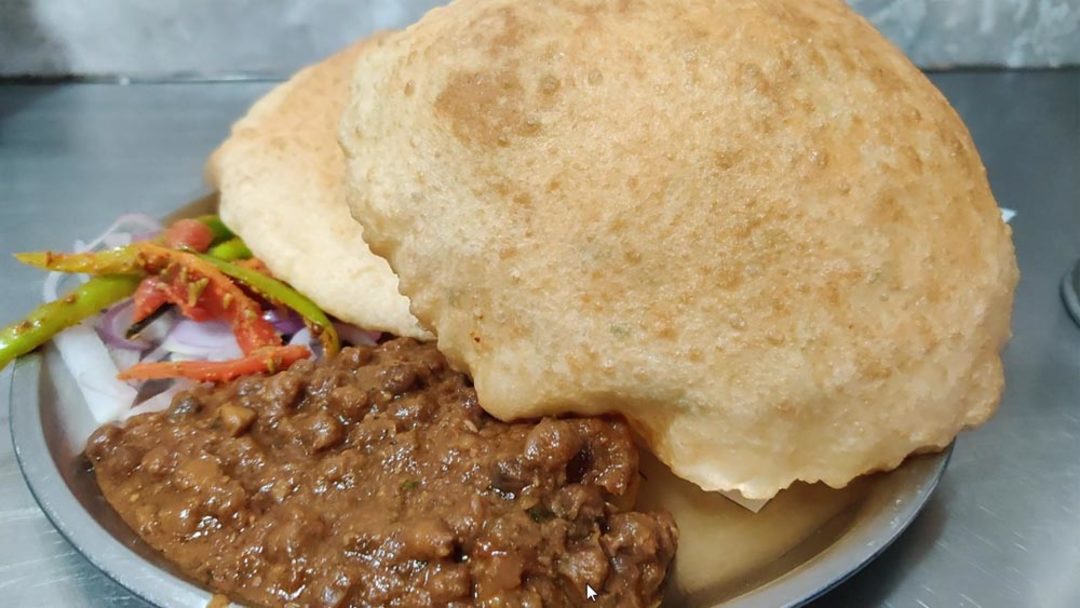 Mehak Food Corner In Kalkaji, Delhi For Chole Bhature | So Delhi