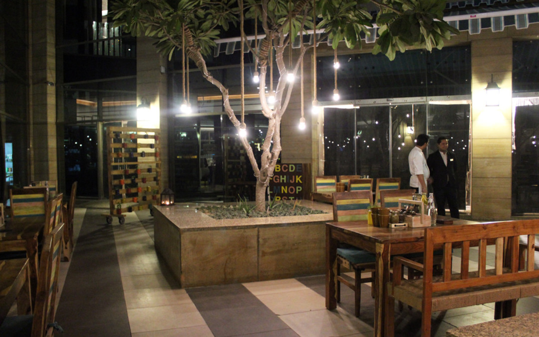 Courtyard by Marriott Gurugram Downtown | So Delhi
