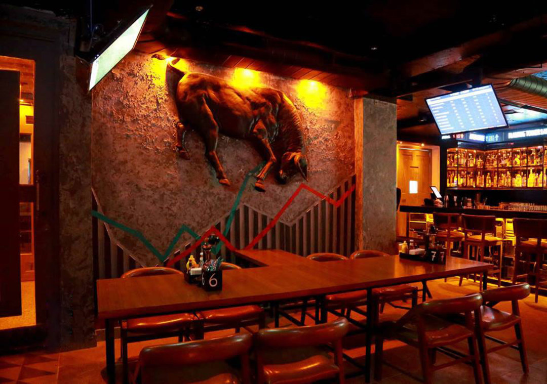 Head To This Place Selling Daaru @ MRP NOW! | So Delhi