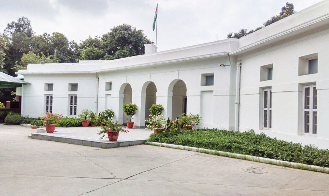 Here’s All About Famous 10 Janpath Address | So Delhi