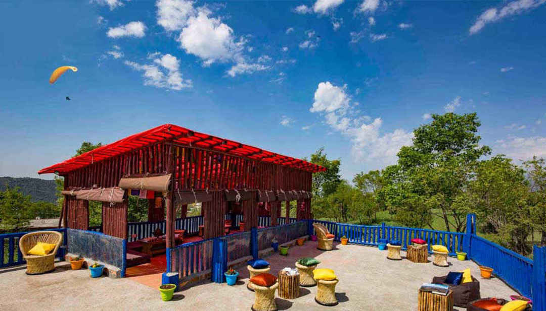 Our Experience at Zostel Bir | So Delhi