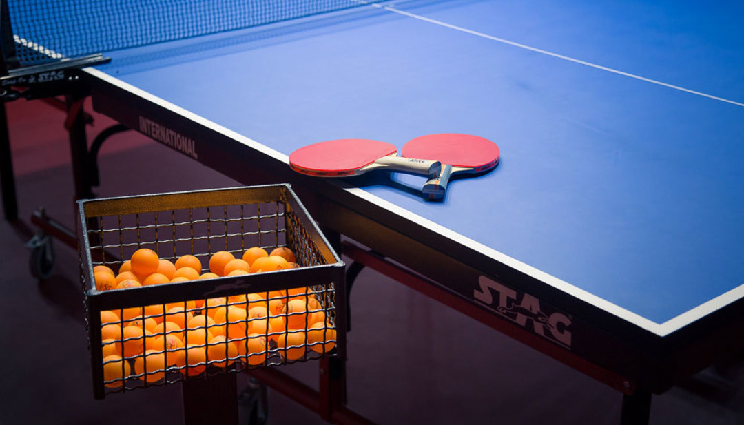 Go Play Spin N Smash @ Glued Reloaded, Noida | So Delhi