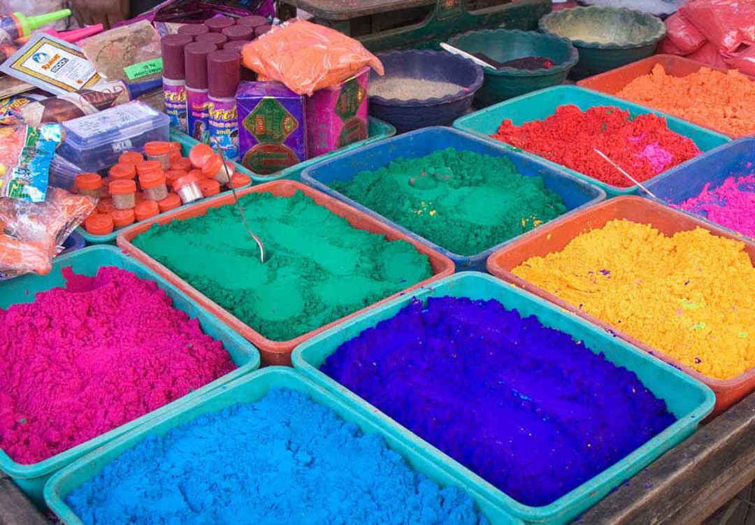 Gather Your Gang and Head to Awesome Gulaal'16 | So Delhi