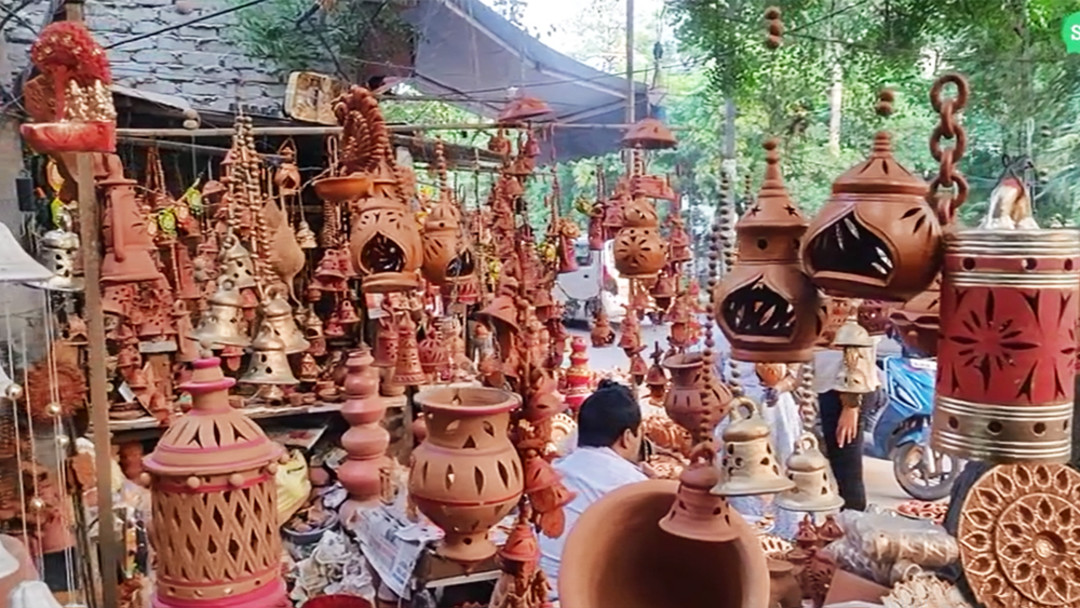 Pottery Market In Hauz Rani, Delhi | So Delhi