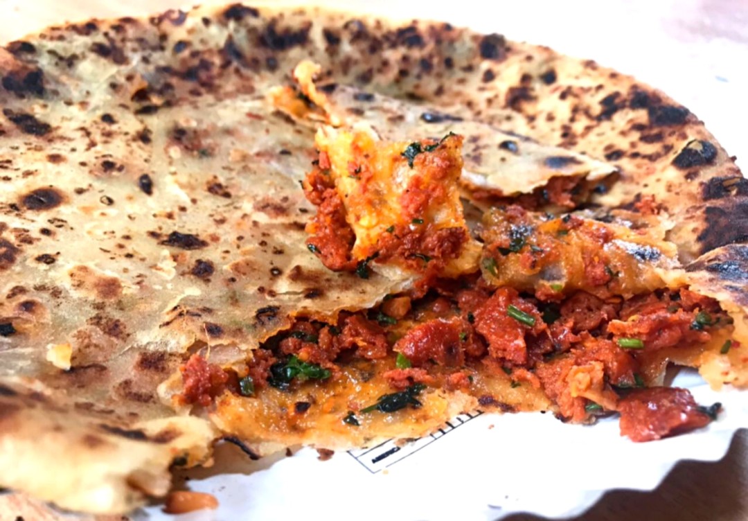 5 Best Types Of Paranthas To Try In Naraina Delhi | So Delhi