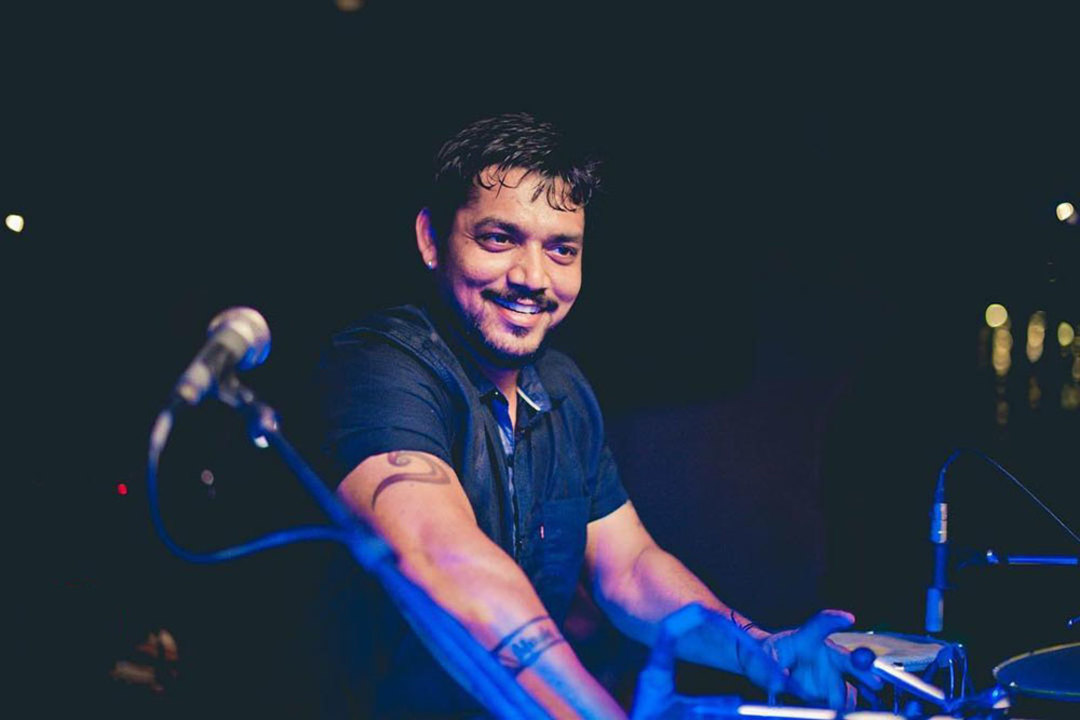 Catch Hiten Panwar Perform Live Every Wednesday In CP | So Delhi