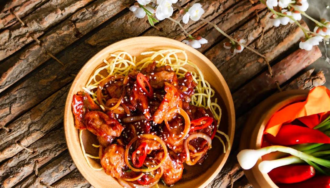 For Yummy Pan-Asian, Call The Karate Kitchen! | So Delhi