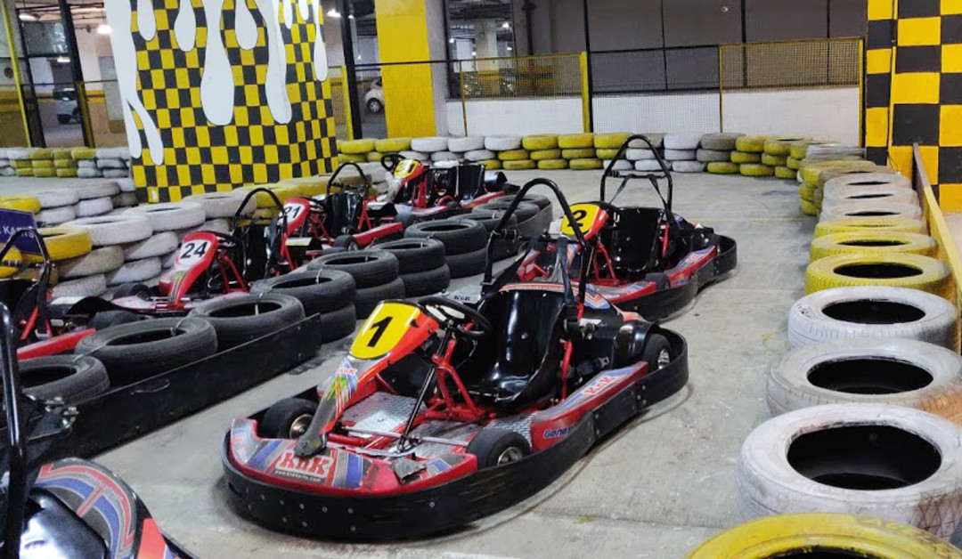 Check Out This Cool Go-Karting Arena In GGN | So Delhi