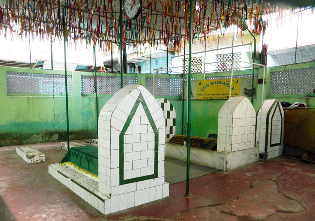 Talking About Renowned Poet Khwaja Mir Dard's Tomb | So Delhi