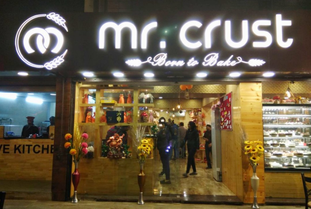5 Dishes We Tried @ Mr Crust Bakers | So Delhi