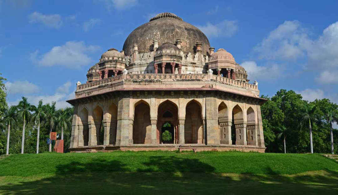 12 Lesser-Known Monuments In Delhi Worth Exploring | So Delhi