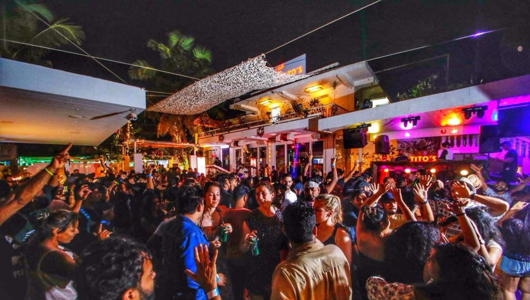 Goa’s Famous Tito’s Now Open In Noida | So Delhi