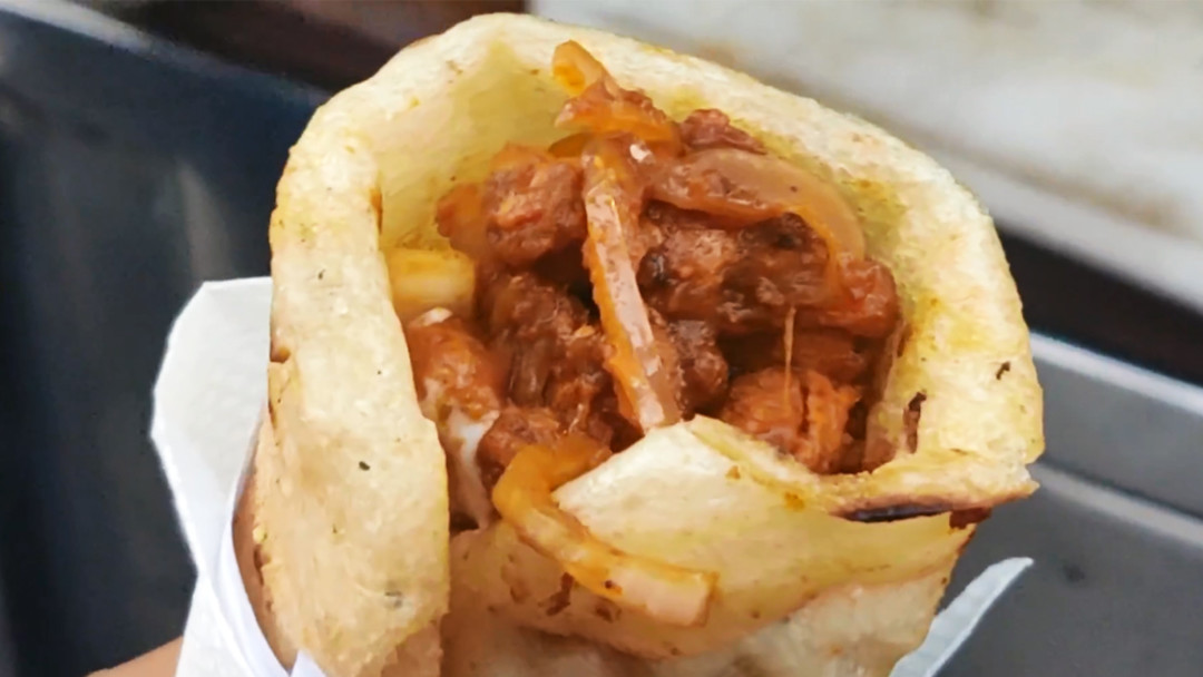 Nirmal Vada Pav In Paschim Vihar For Nutri Kulcha Roll | So Delhi