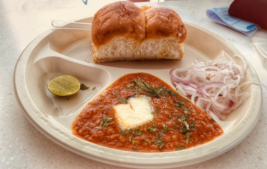 5 Best Dishes To Try At Bittoo Tikki Wala In Delhi | So Delhi